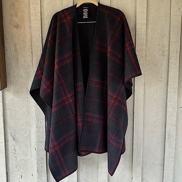 Ike Behar | Jackets & Coats | Ike Behar Fleece Poncho | Poshmark